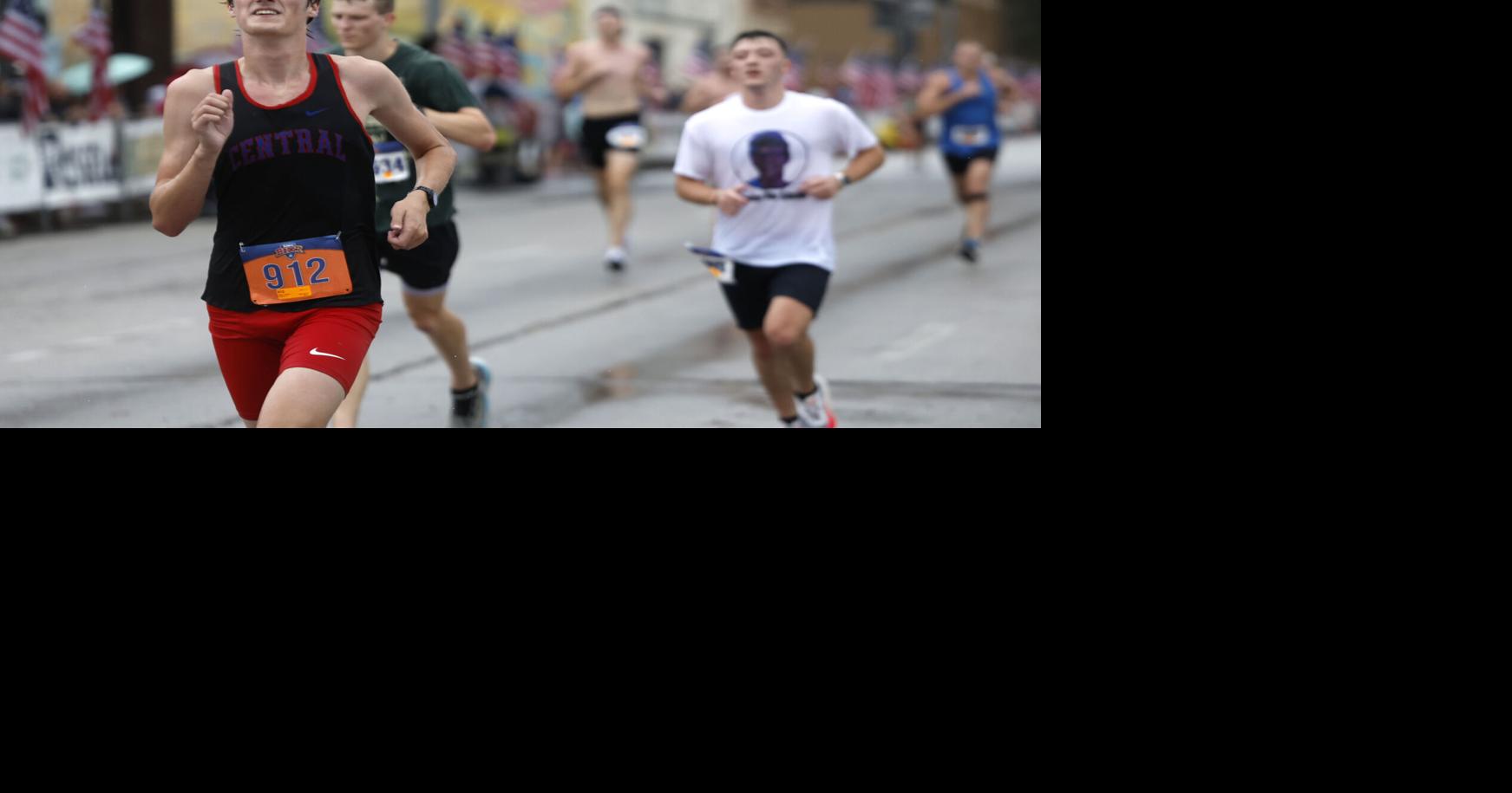 Quad-City Times Bix 7 Masters and Age Group results