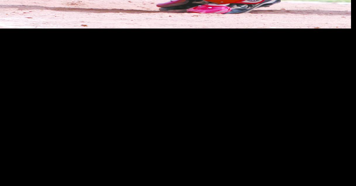 College baseball: Top-ranked Reivers silence Cardinals