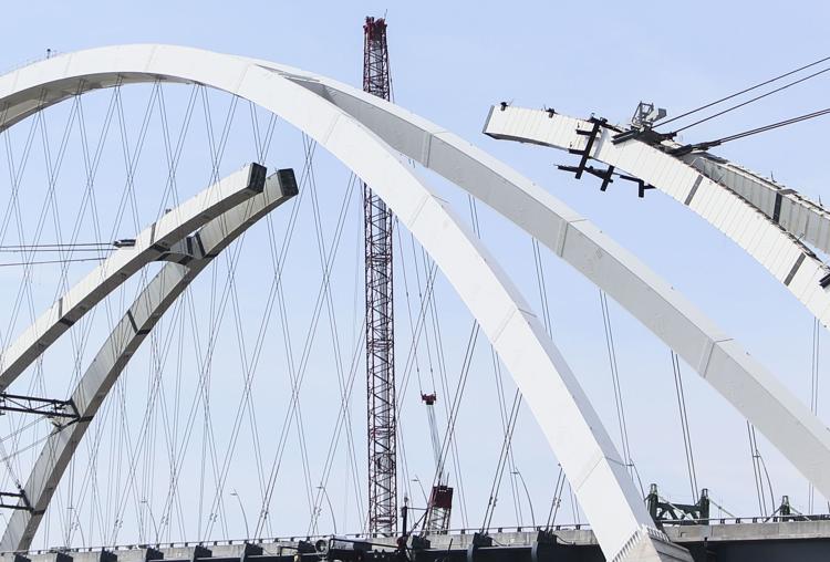 Photos: Construction Continues on the new I-74 Bridge