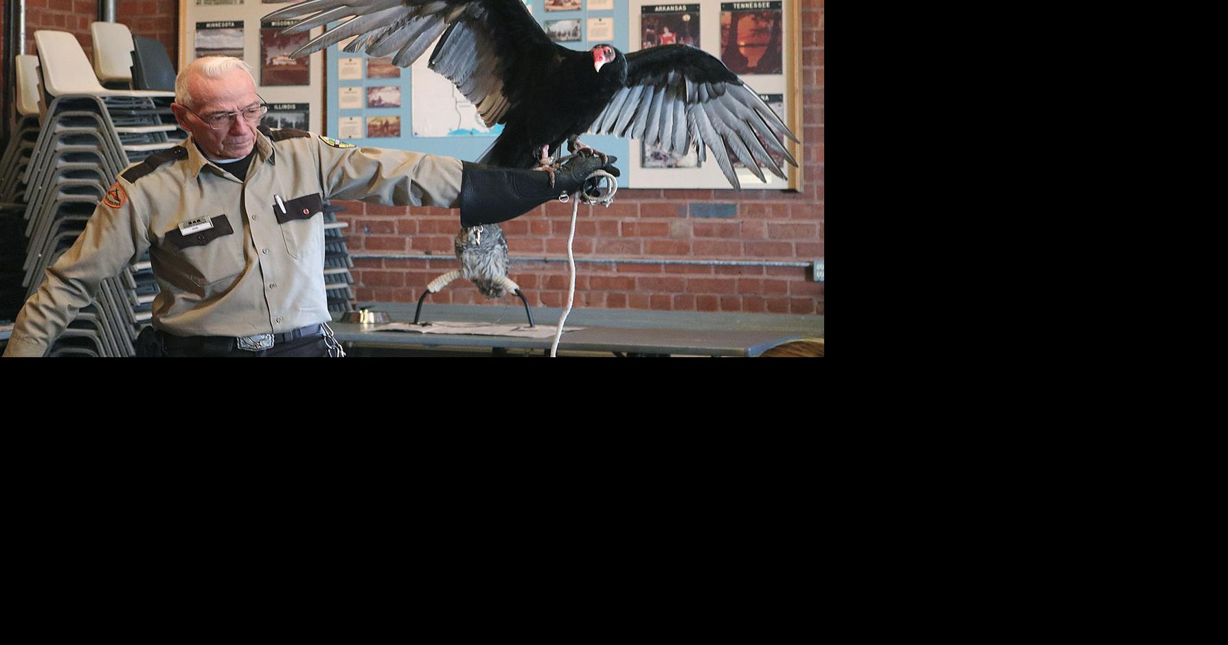 Raptors visit Pearl City Station to kick off Saturday's Eagle Watch