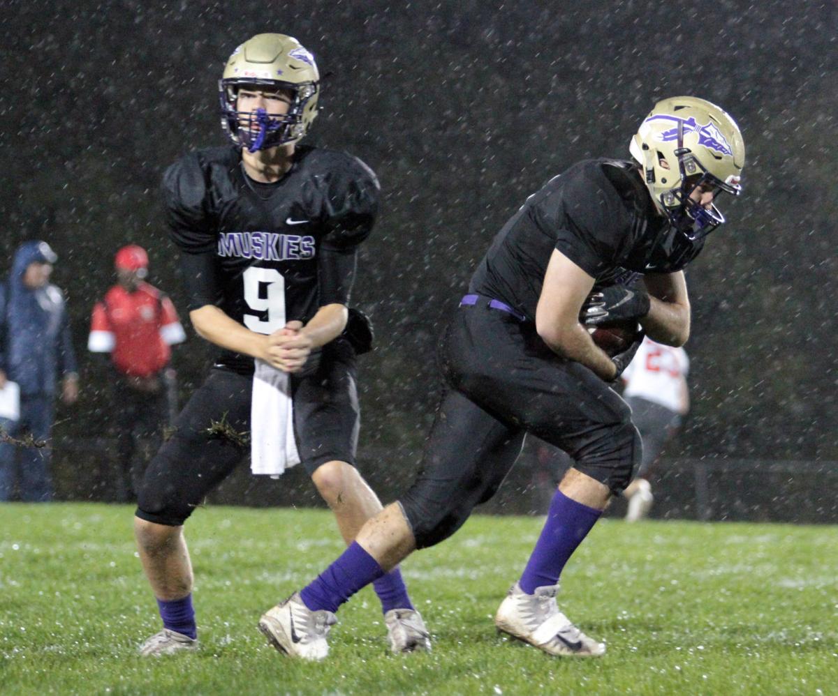 Muskie football slips up in loss to Linn-Mar | High School Sports ...