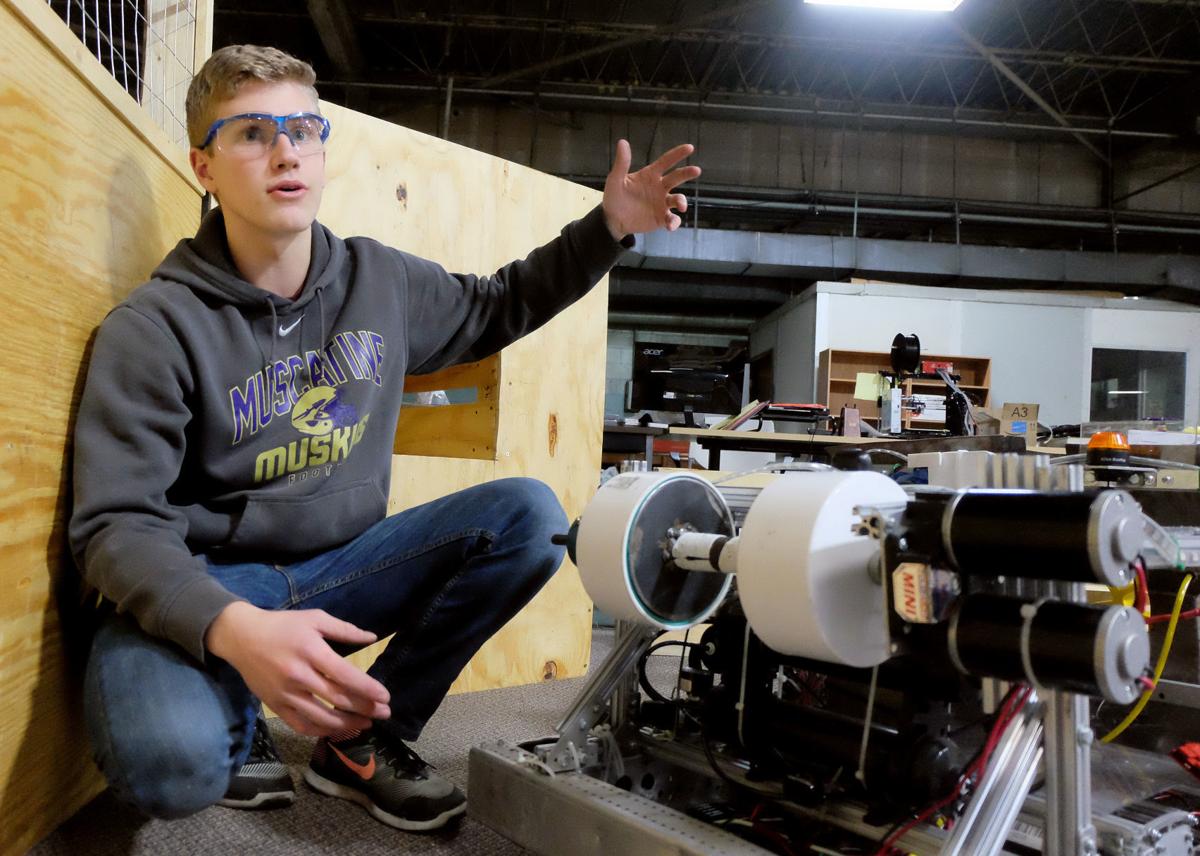 Muscatine High Robotics team goes to regional competition