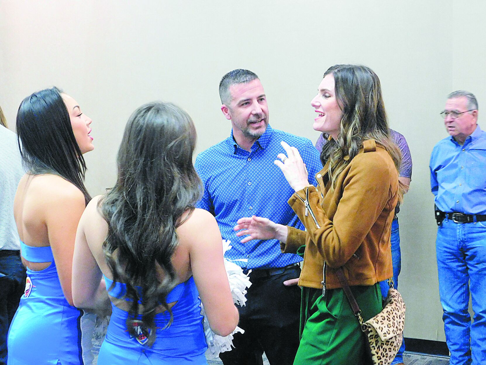 Thunder, OG&E honor Muskogee police sergeant | Community ...