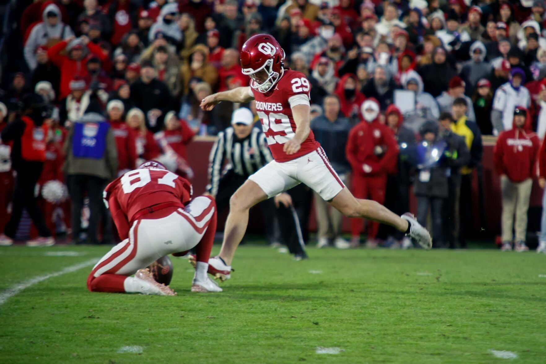 OU football’s Sandell wins Lou Groza Award for nation’s best kicker ...