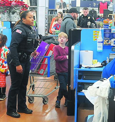 Muskogee police make holidays merrier for area children | Community ...