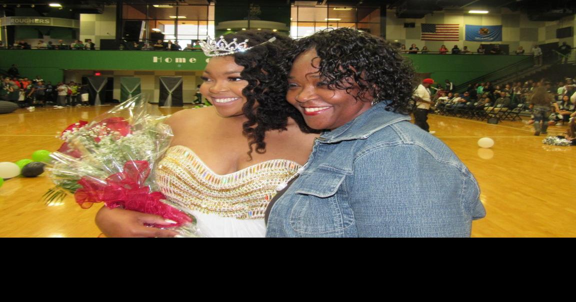 For Muskogee homecoming queen, finding perfect dress no small feat ...