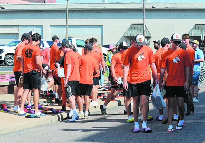 Students, dignitaries walk in her shoes | Community | muskogeephoenix.com