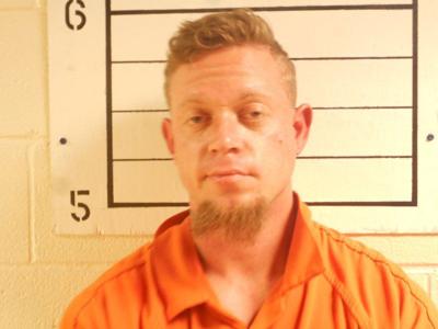 Muskogee man arrested following pursuit | News | muskogeephoenix.com