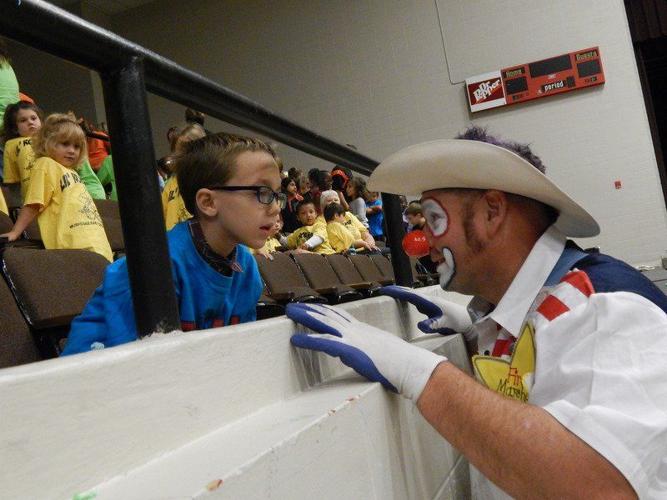Firefighters clown around to teach fire safety | News | muskogeephoenix.com