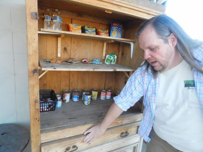 Barber helps others while helping himself | Community | muskogeephoenix.com