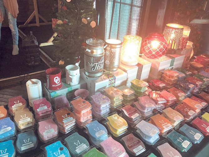 Switchmas brings cheer to downtown Wagoner | News | muskogeephoenix.com