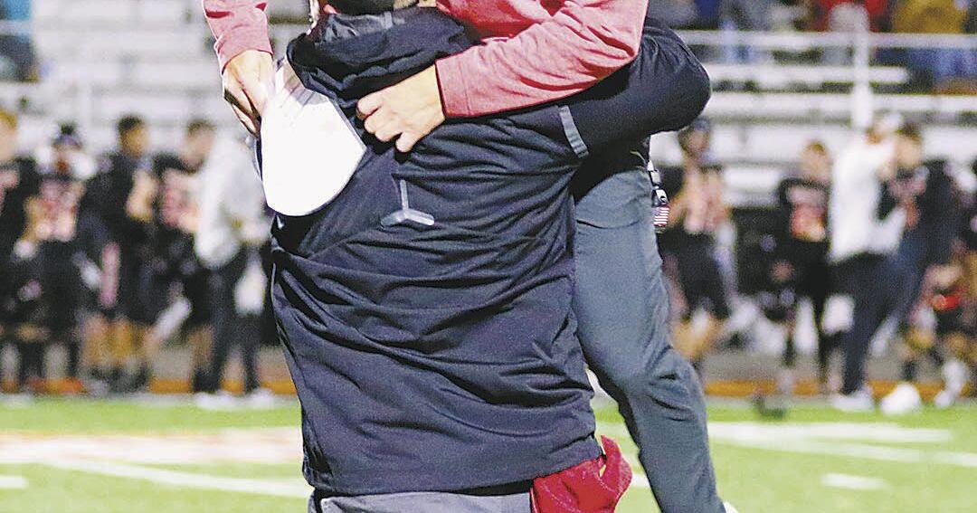 Fort Gibson football expands staff, hopes | Sports | muskogeephoenix.com