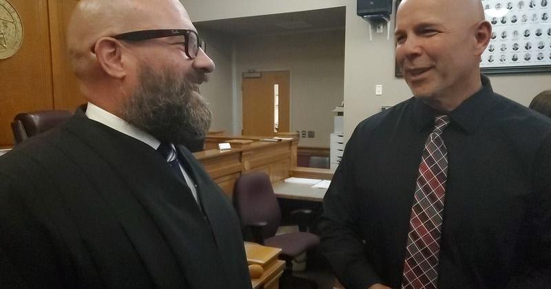 King sworn in as district judge | News | muskogeephoenix.com