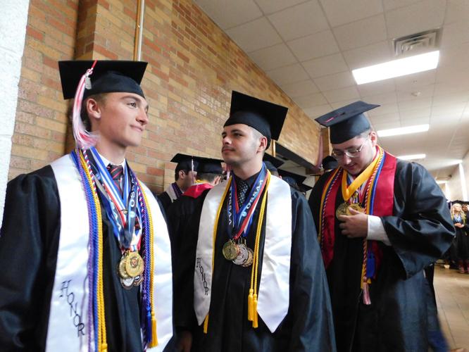 Fort Gibson's class of 2024 community focused | News | muskogeephoenix.com
