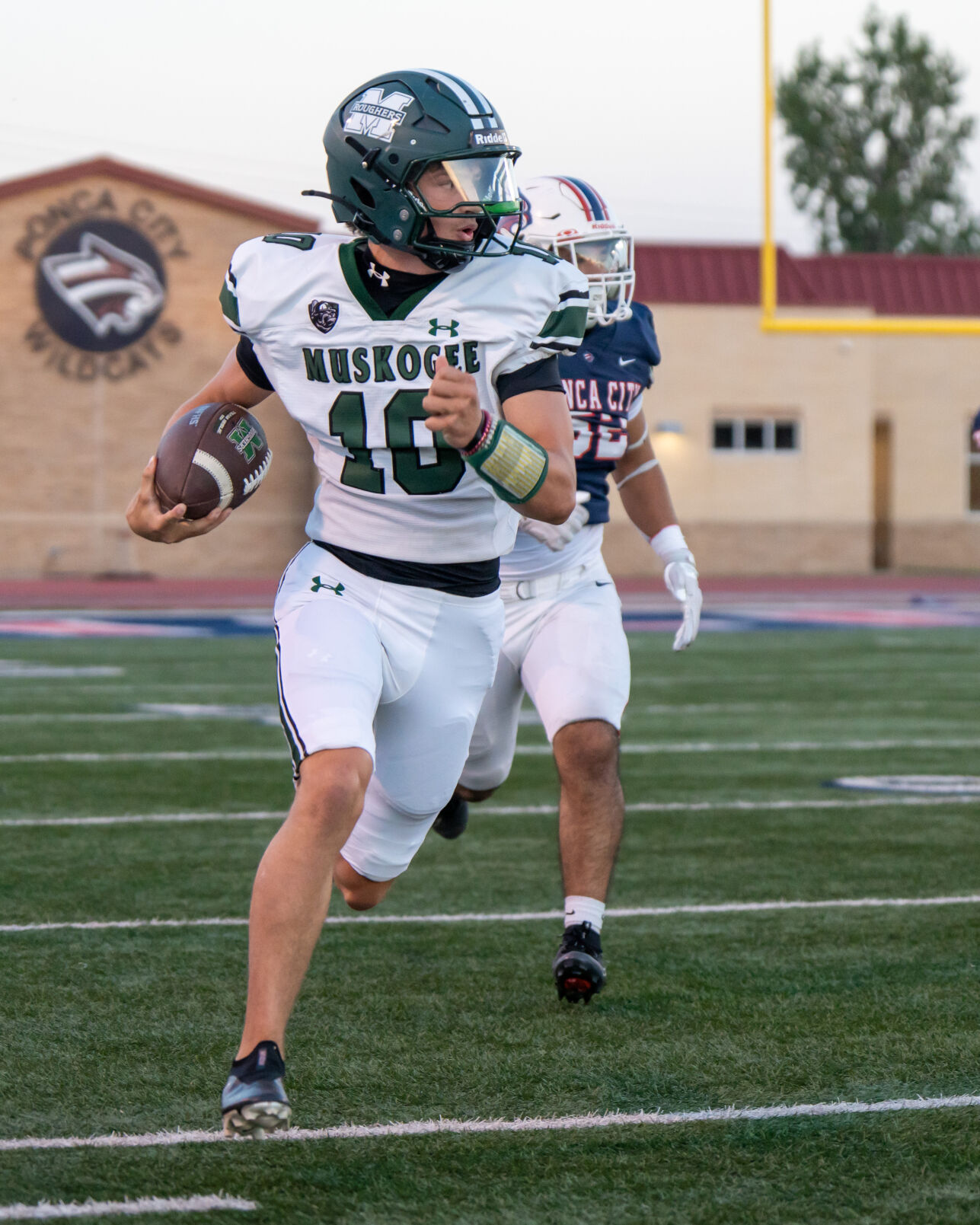 FOOTBALL: Delgado rediscovers confidence, sparks Muskogee's offense in ...