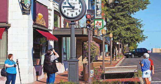 Shutterbug downtown PhotoWalk a success | Archives | muskogeephoenix.com