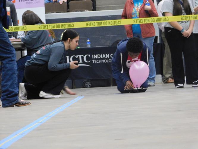 Balloons provide thrust at engineering competition | News ...