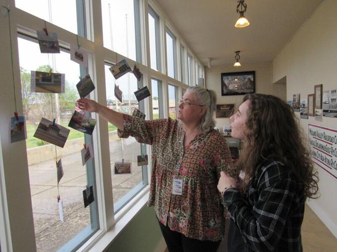Postcards offer snapshots of history | Schools | muskogeephoenix.com