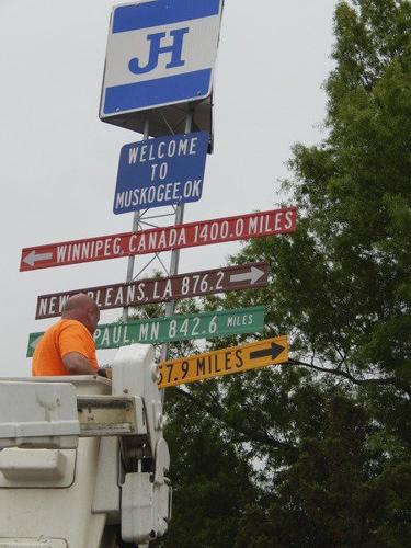 Jefferson Highway sign placed | News | muskogeephoenix.com