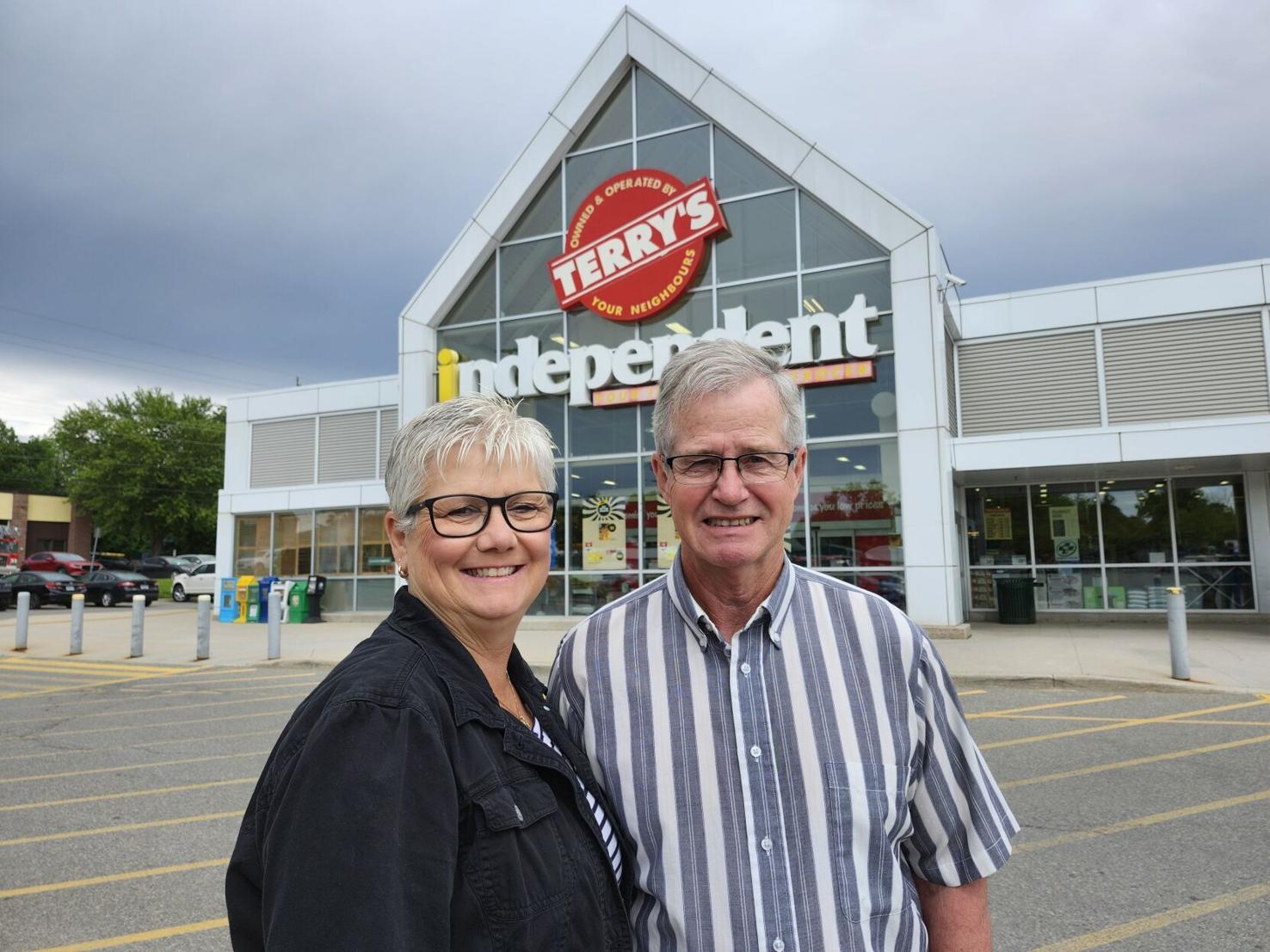Gravenhurst couple retiring from grocery business