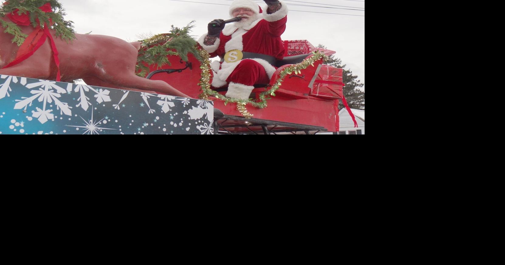 LIST: Santa Claus is coming to town: catch him at these Muskoka parades