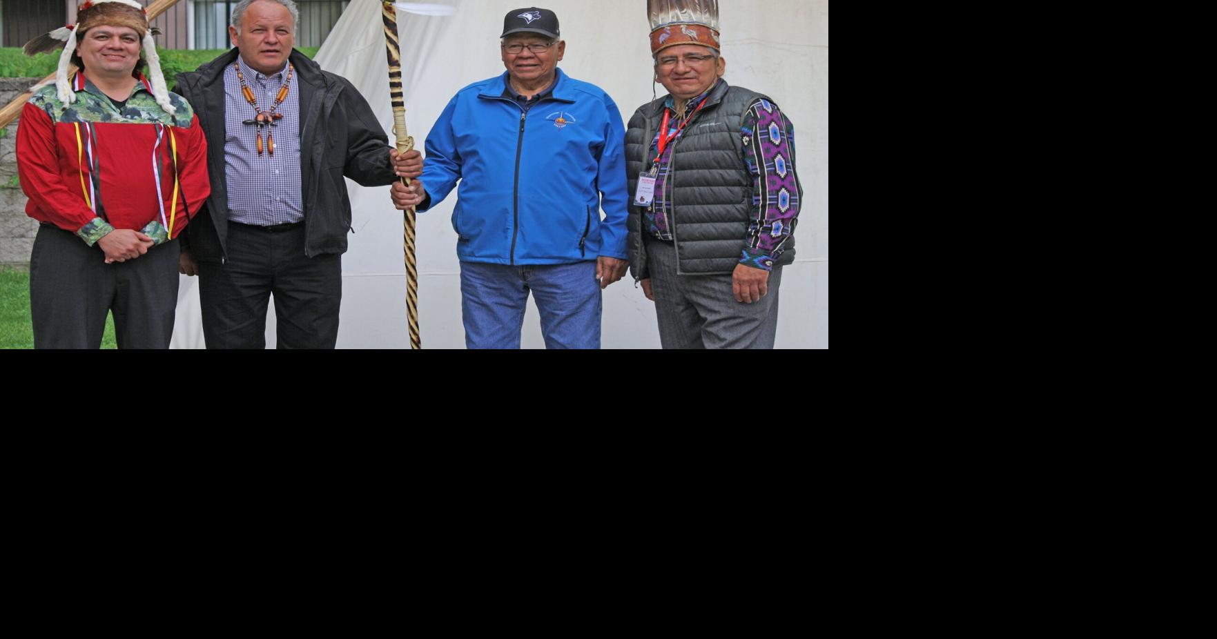 Robinson Huron Treaty leadership meets with government