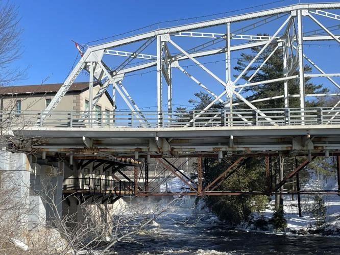 How safe is Bracebridge’s Silver Bridge for repair work