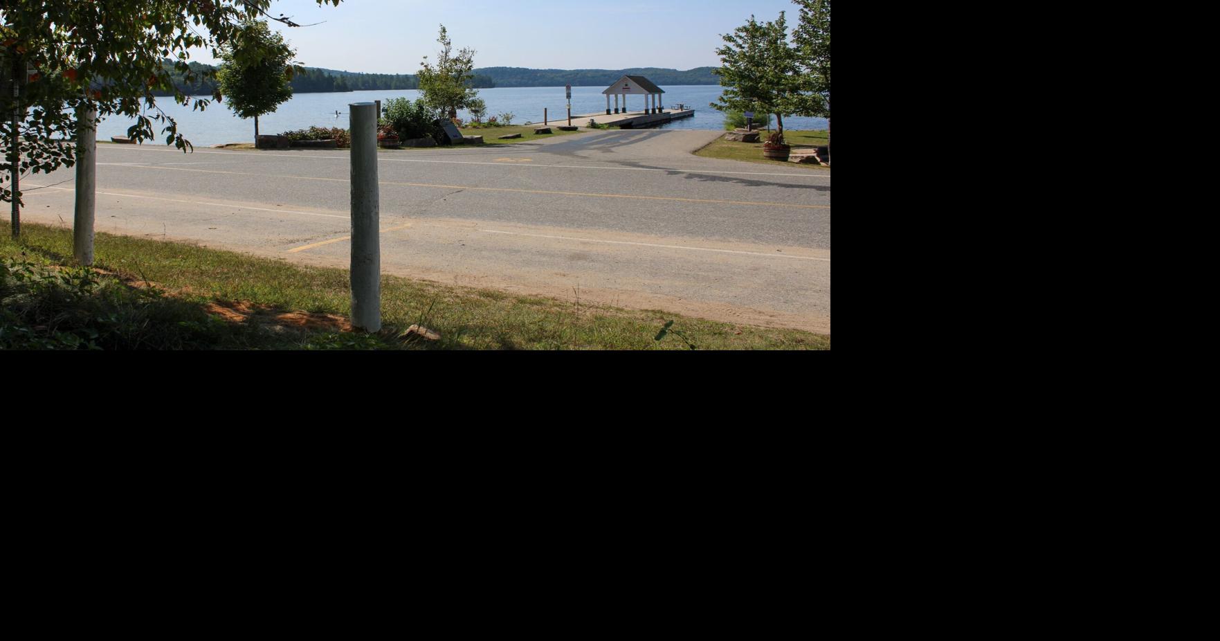 Lake of Bays street parking accessibility at Dwight Beach