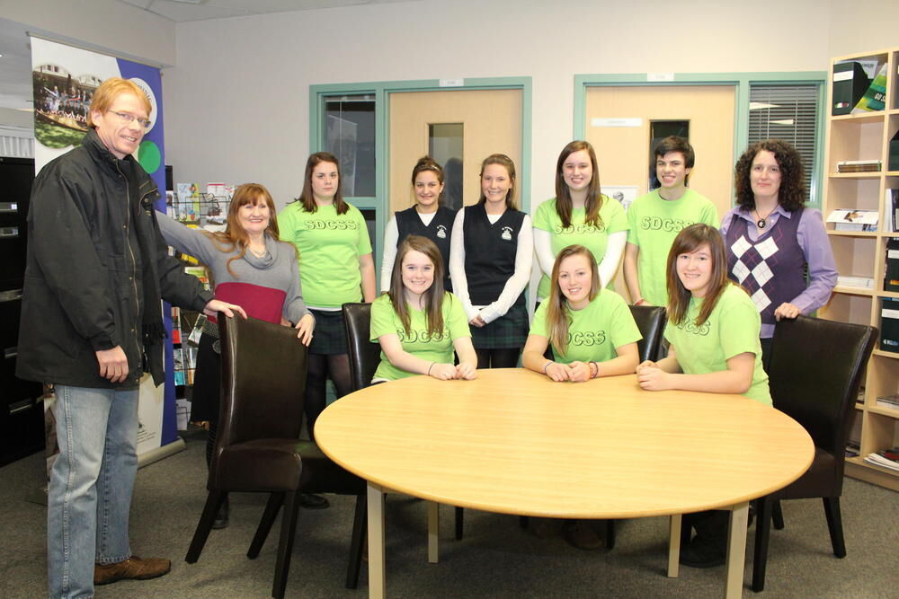 Muskoka Furniture donates chairs to peer support