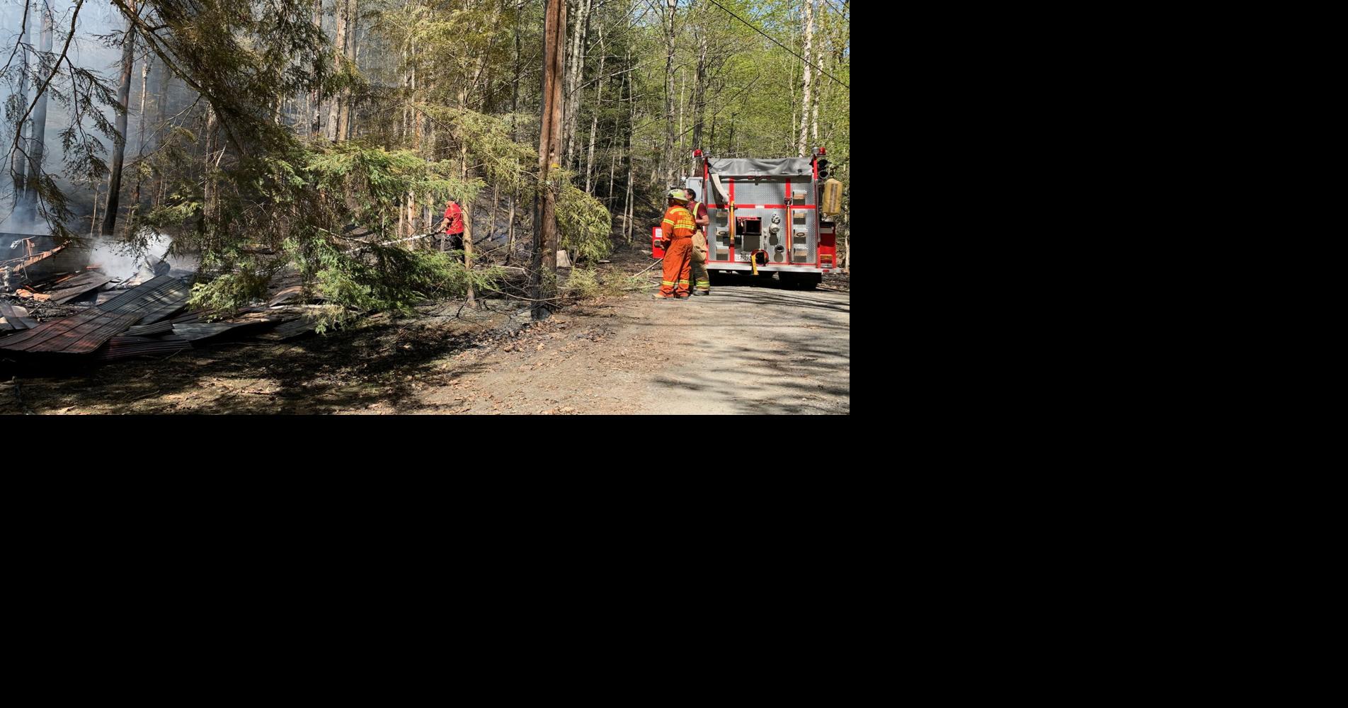 Bracebridge Fire knocks down blaze near Santa's Village Road