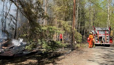 Bracebridge Fire knocks down blaze near Santa's Village Road