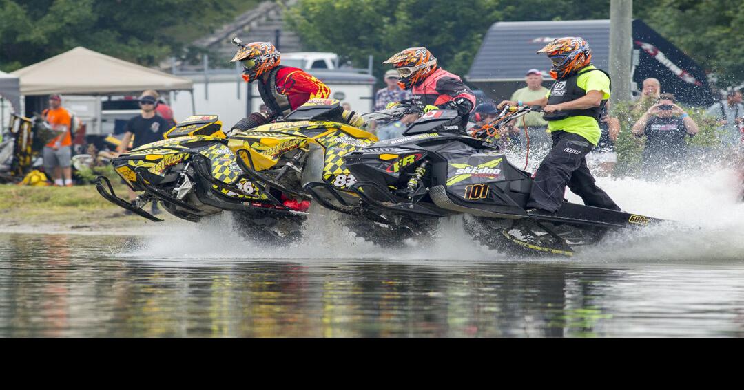 Watercross snowmobile races come to Muskoka