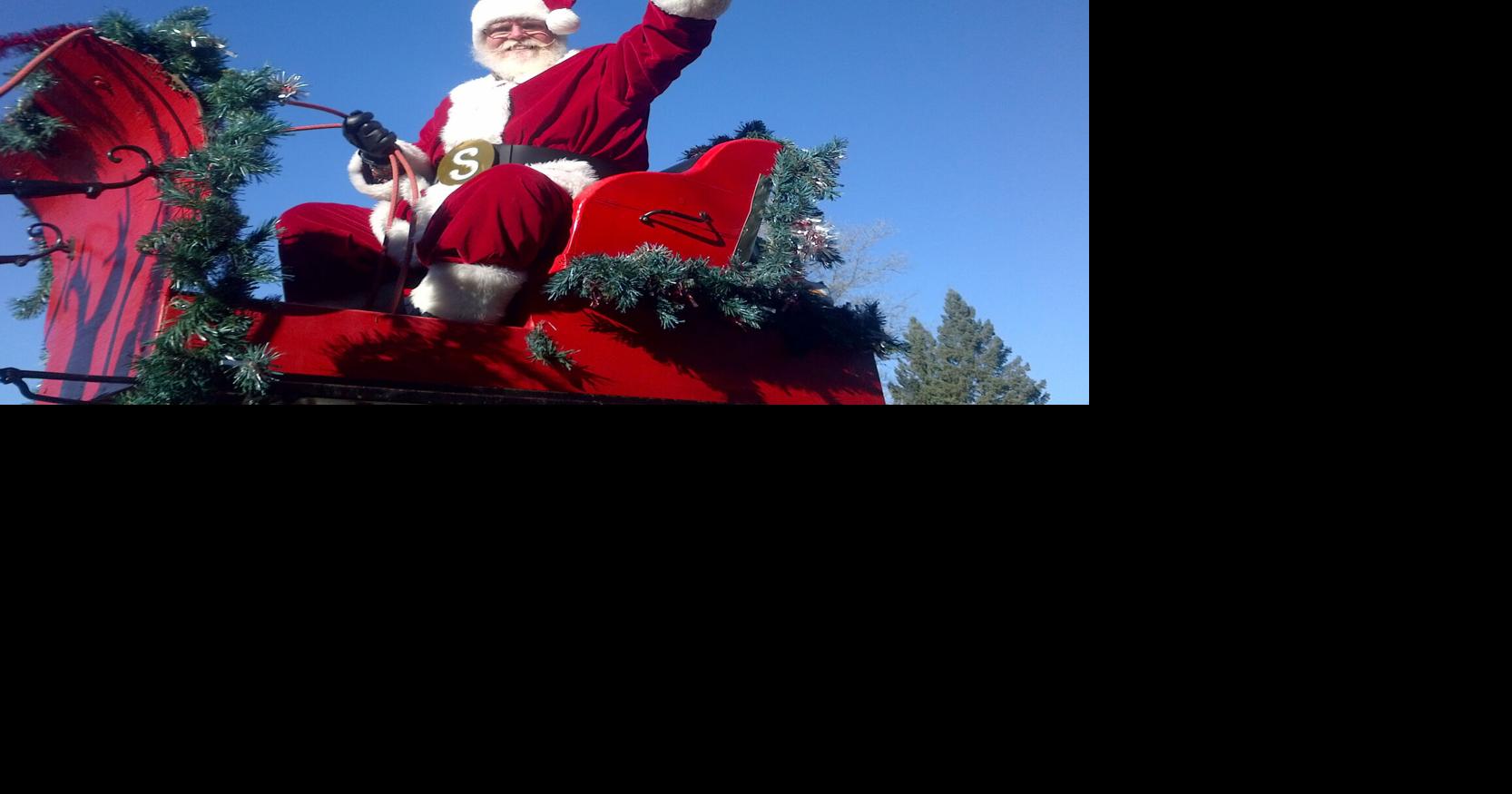 When and where are the 2019 Santa Claus parades in Muskoka?