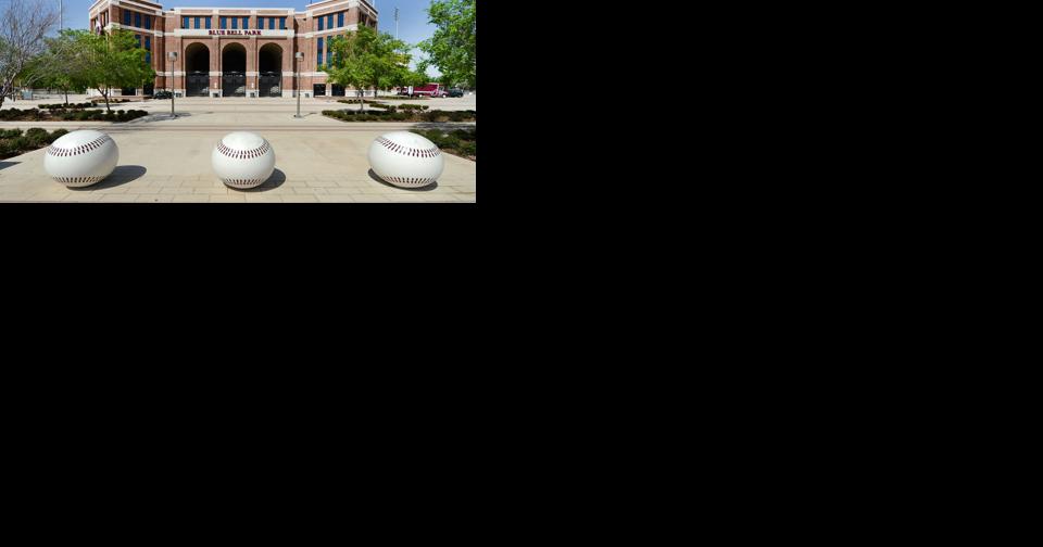 olsen field dimensions