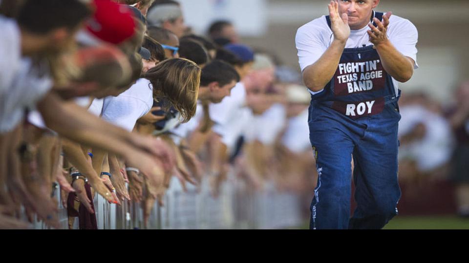 Yell Leaders | myaggienation.com