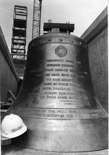 Albritton Bell Tower | Landmarks & Statues | myaggienation.com