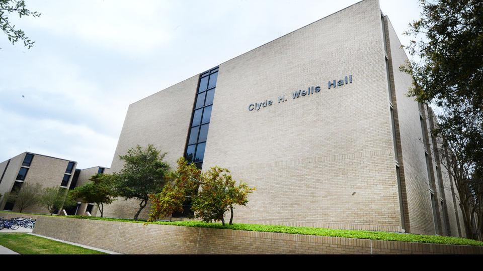 Wells Hall | Dormitory History | myaggienation.com