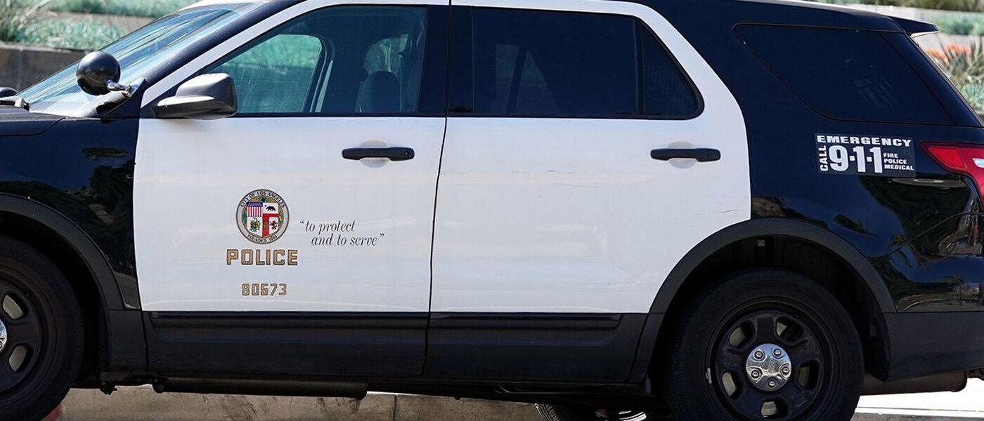 Los Angeles woman charged in ex-husbands murder outside medical clinic ...