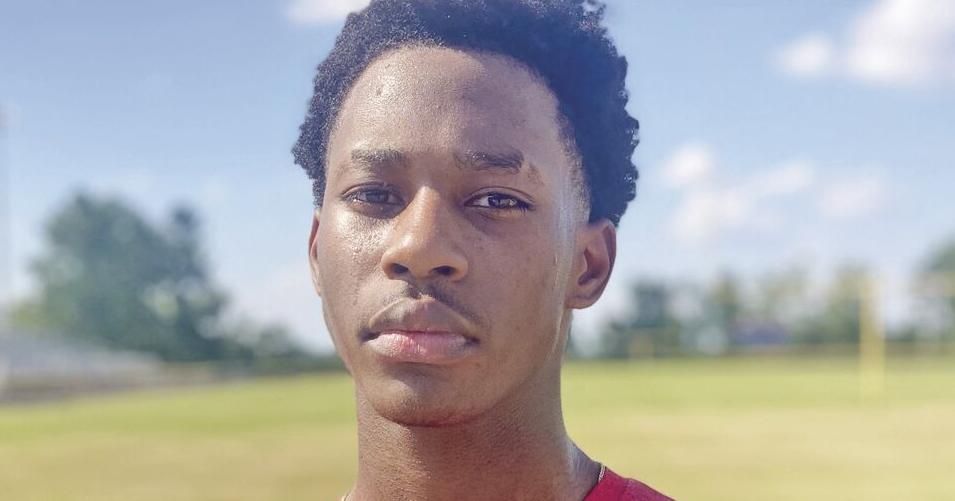 Football Focus: AJ Manning | High School | mydailyrecord.com
