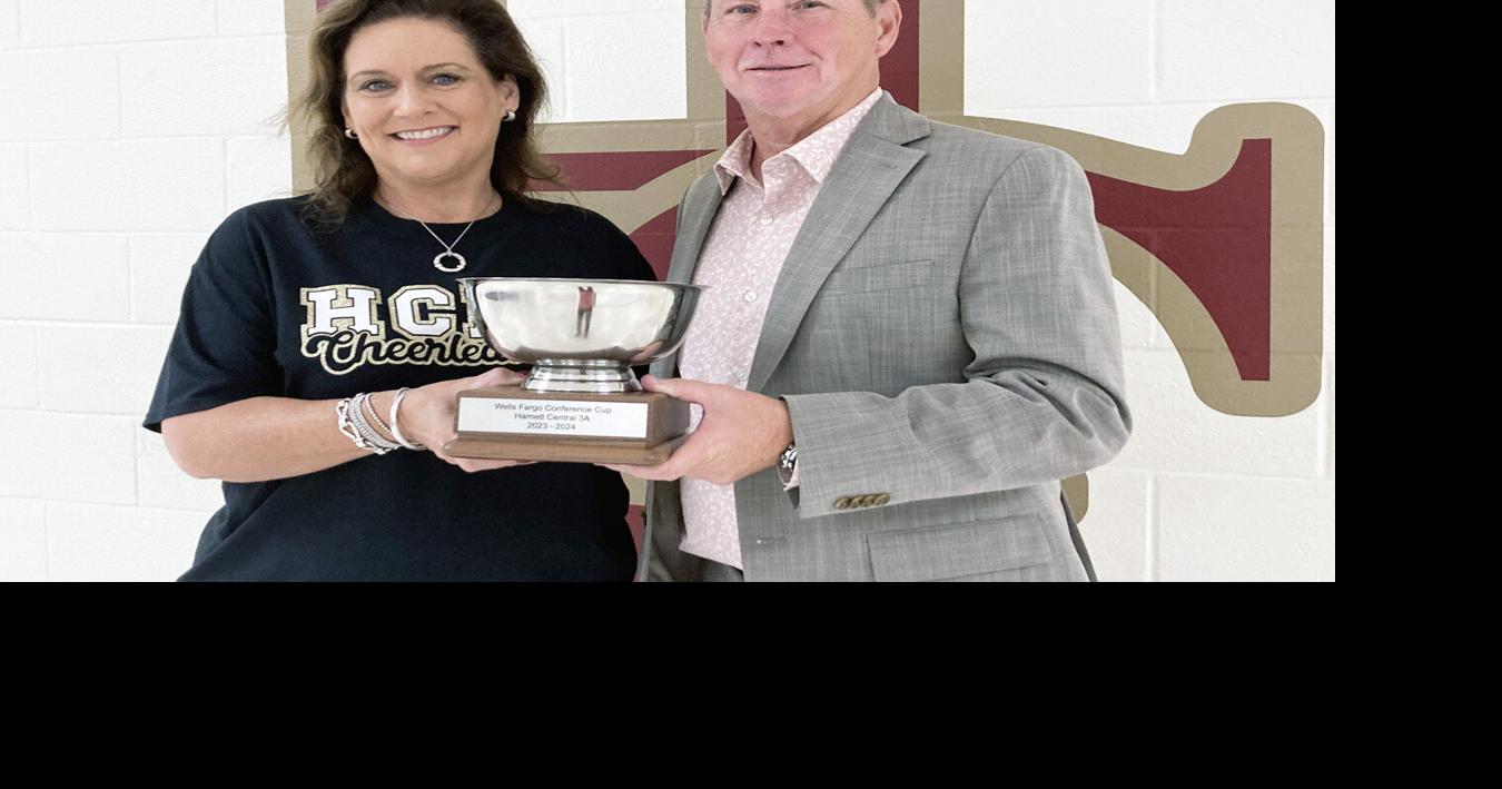 HC accepts Wells Fargo Trophy | High School | mydailyrecord.com