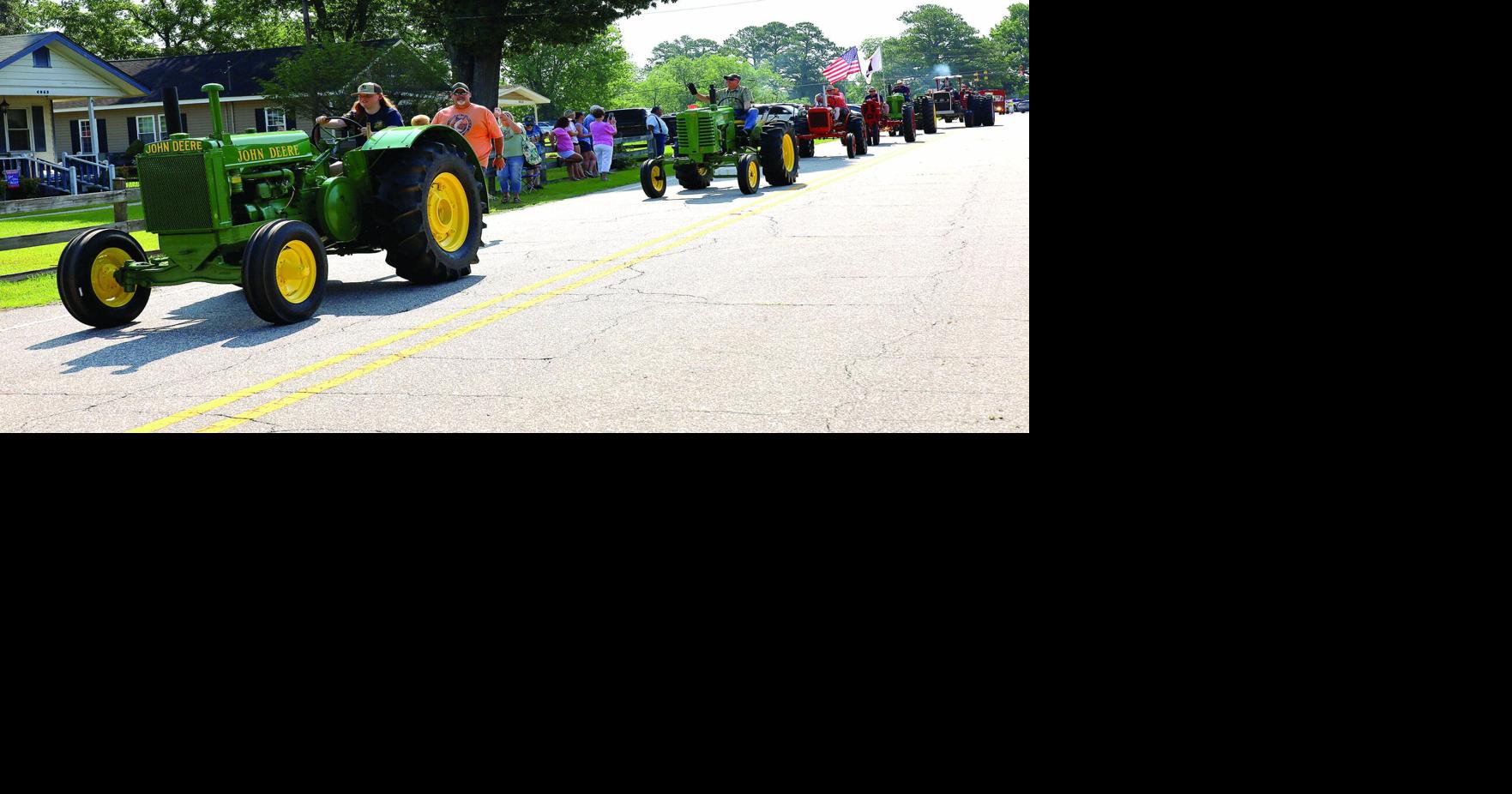 Cakes, cars and community make Wade Founder’s Day a success | News ...