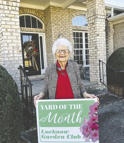 Lucknow names Yard of the Month | Announcements | mydailyrecord.com