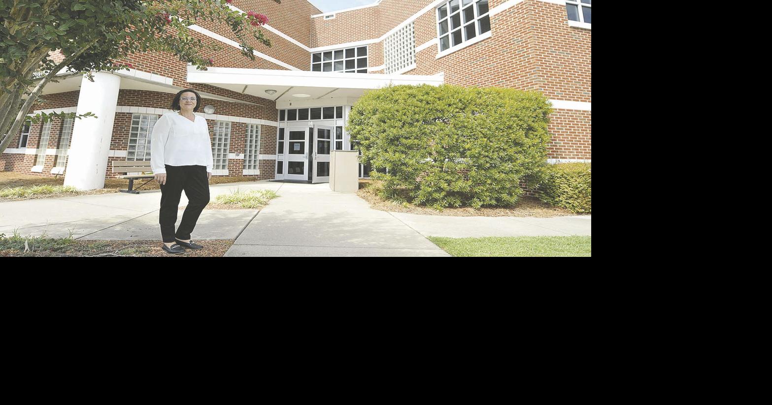 Newcomb is recipient of NCCCS’s Staff of the Year award | News ...