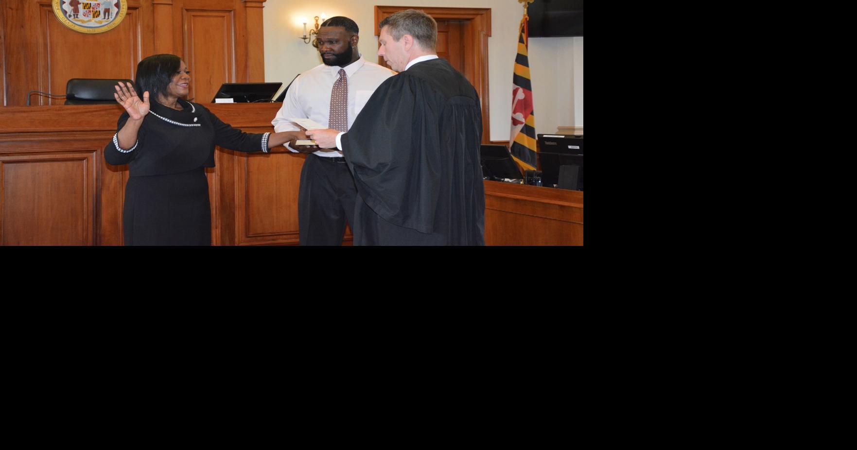 Mumford, Kennard share history as Kent's clerk of the circuit court ...