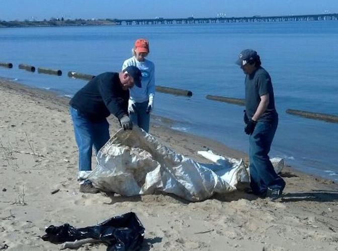 Volunteers clean KI shorelines | Queen Annes County | myeasternshoremd.com
