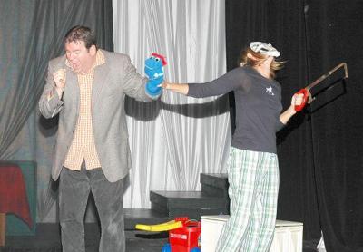 'Fuddy Meers' cast excels in this dark comedy | Article Archives ...