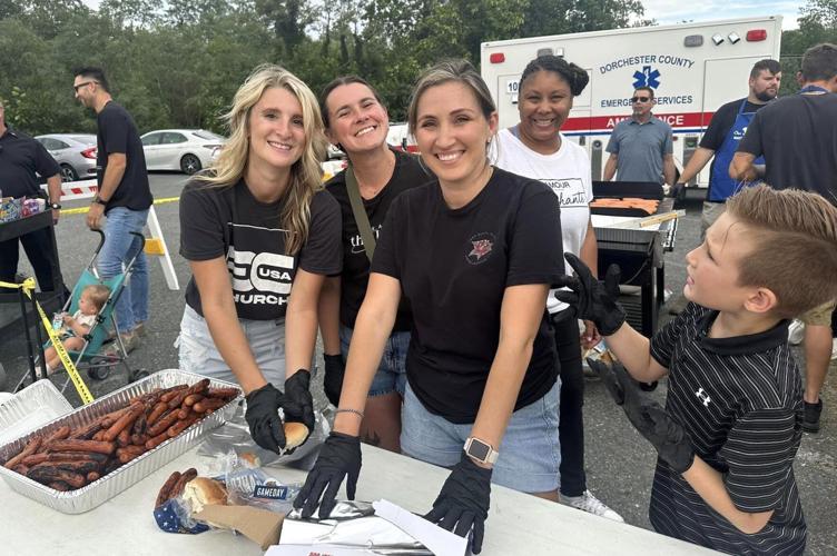 'It was all smiles': Cambridge National Night Out brings more than 800 ...