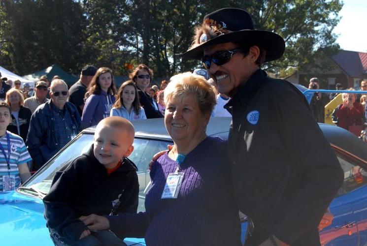 Photo Gallery: NASCAR Legend Richard Petty visits fans in Ridgely ...