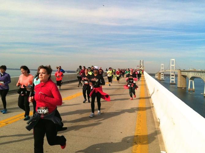 Runners take to Bay Bridge for inaugural race | State Regional ...