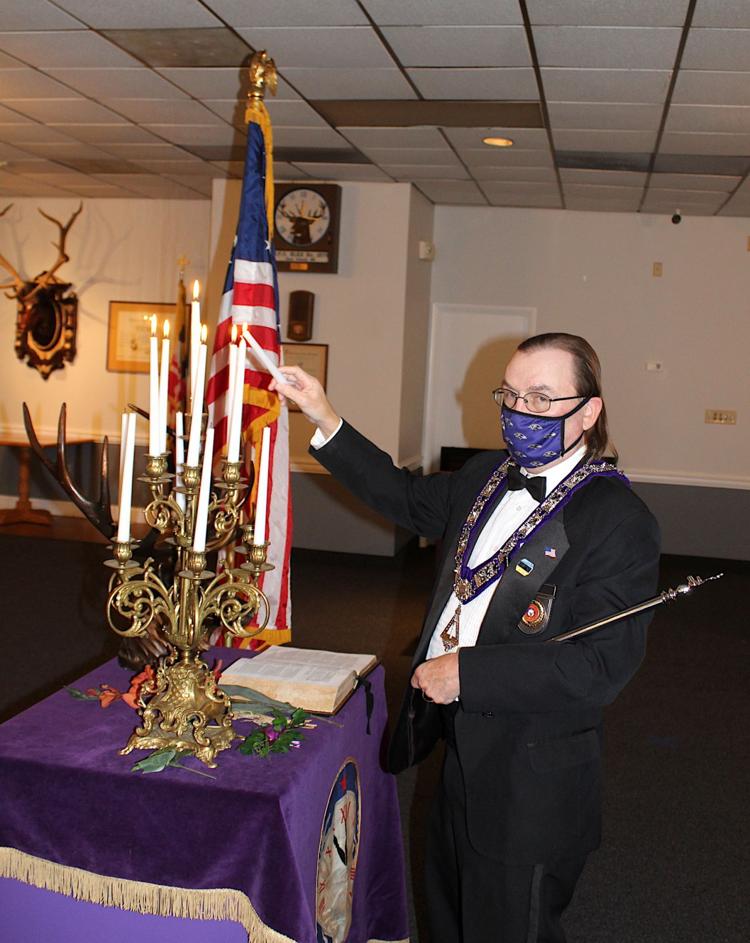 Elks hold service in memory of 'absent members' | News ...